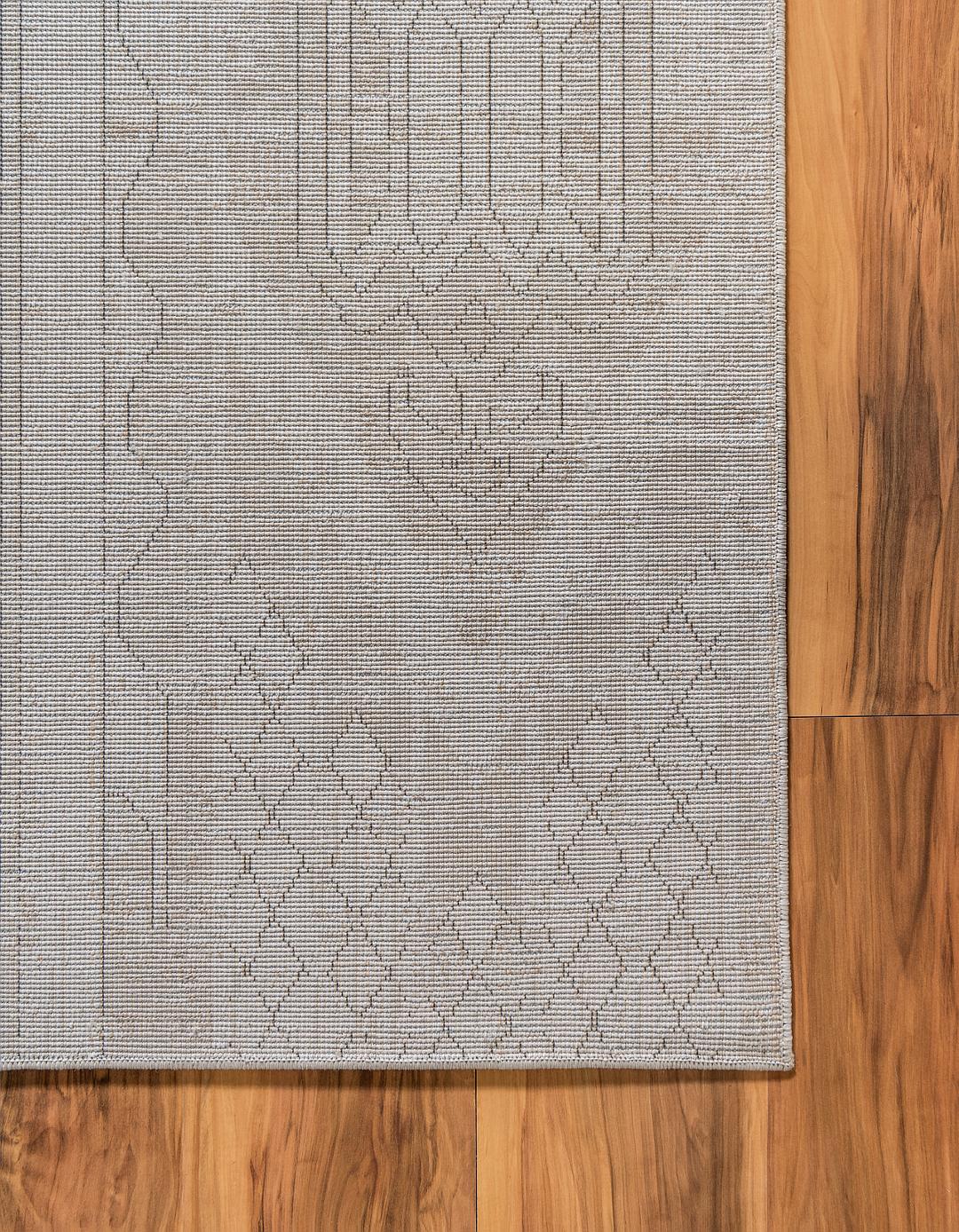 Ivory 2' 2 x 6' Oregon Runner Rug | Rugs.com